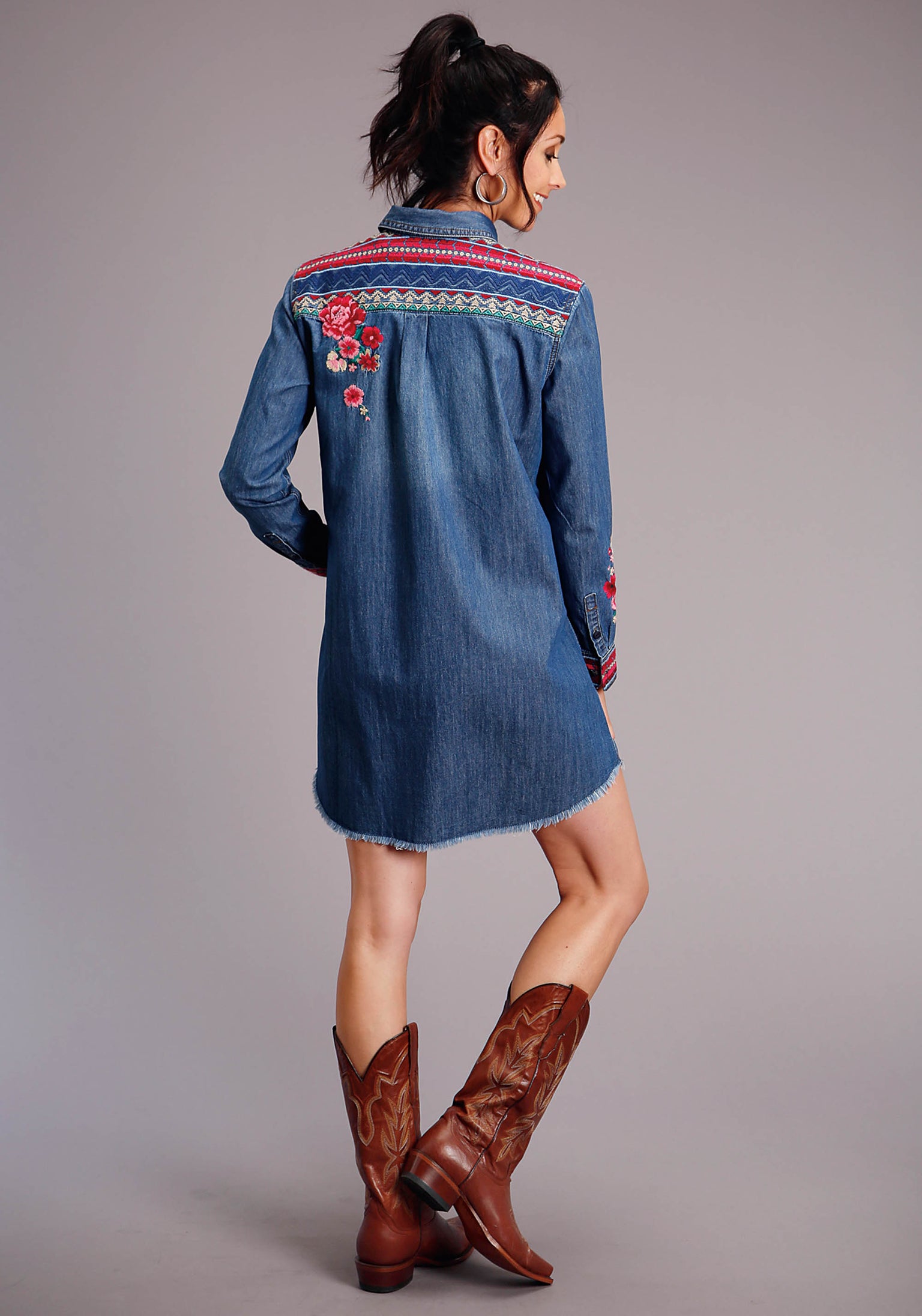 Women's Western Dresses & Skirts - Western Style Dresses - Way Out West ...